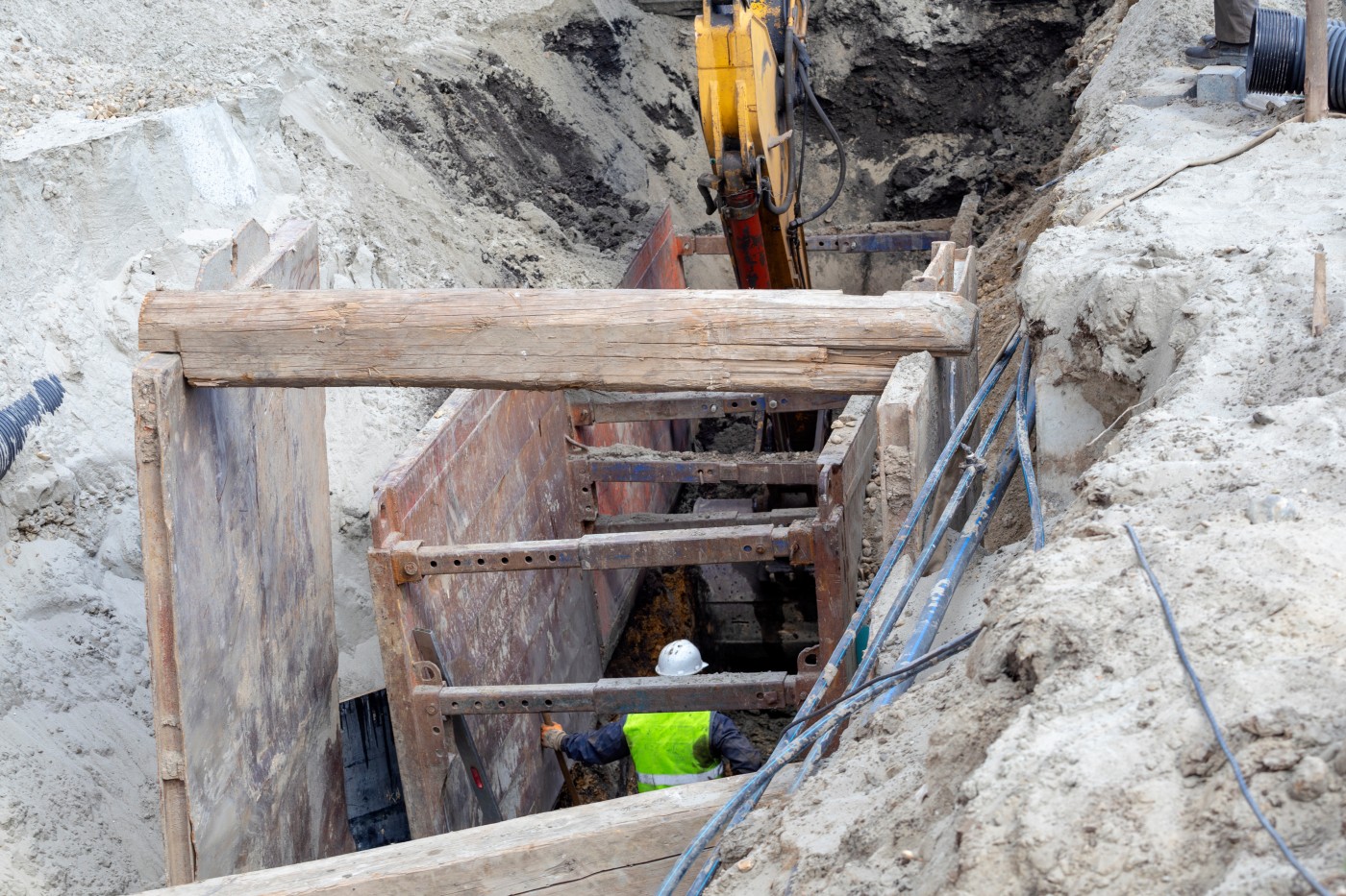 Why Are Trench Collapses So Dangerous to Construction Workers? - Pat ...